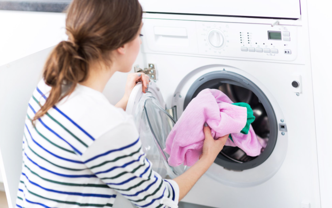 Should You Wash New Clothes Before Wearing Them? What You Need to Know ...